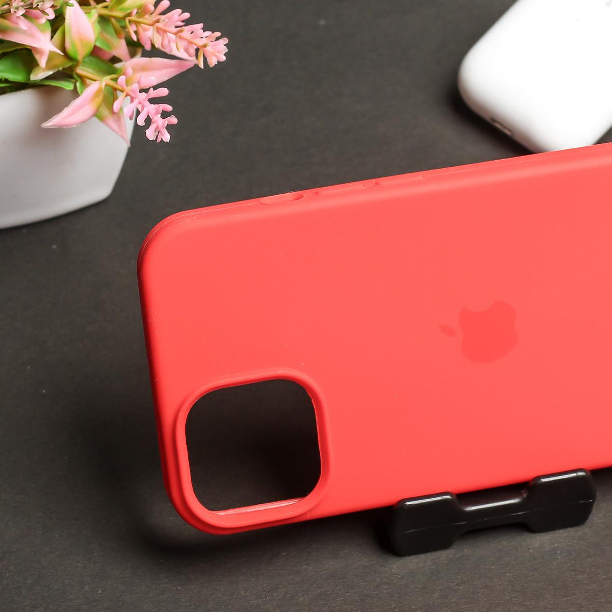 Red Original Silicone case for Apple iphone 14 Plus – The Hatke